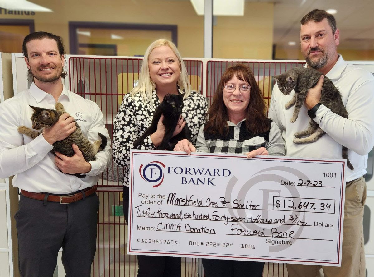 Forward Bank Donates to Marshfield Area Pet Shelter - News - Central ...